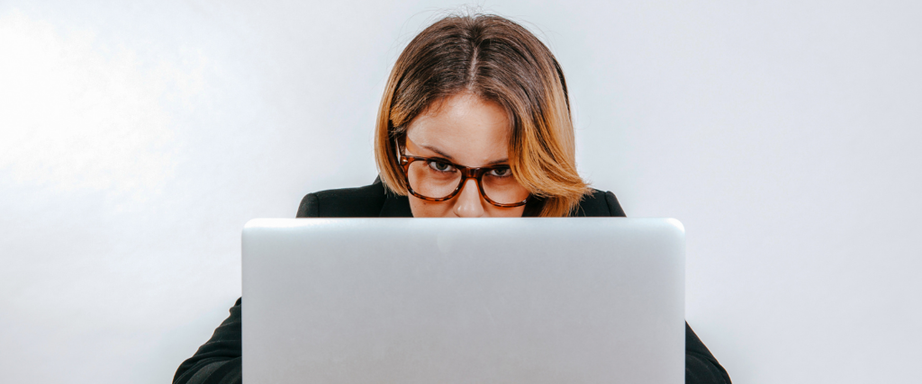 What Is Meibomian Gland Dysfunction Key Symptoms Causes And