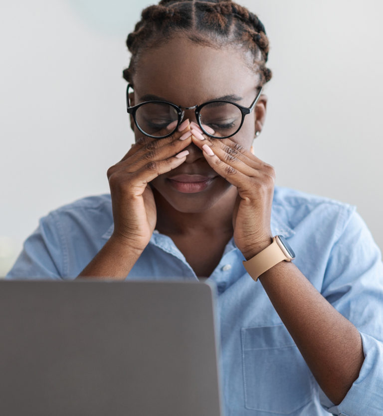 How to Adjust to Your New Varifocal Lenses | SmartBuyGlasses UK