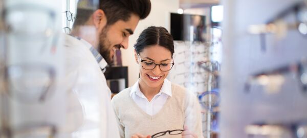 What Are Varifocal Lenses? | SmartBuyGlasses UK