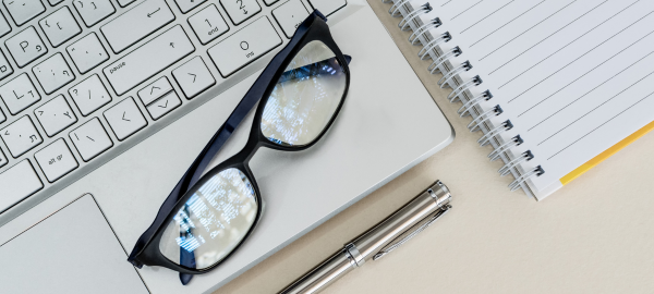 What Are Computer Varifocals? | SmartBuyGlasses UK