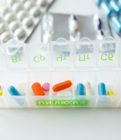 Medication | How it affects eye health | SmartBuyGlasses USA
