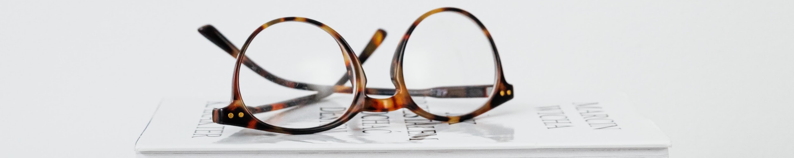 Crazed Lenses and How to Avoid Them | SmartBuyGlasses