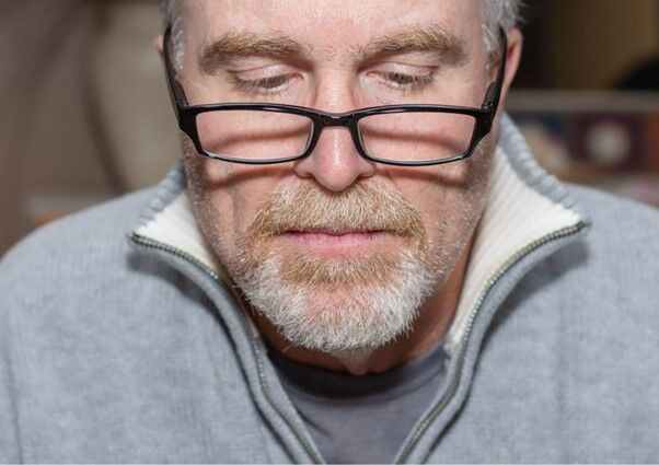 Parts of Glasses | Anatomy of Eyeglasses | Vision Direct AU