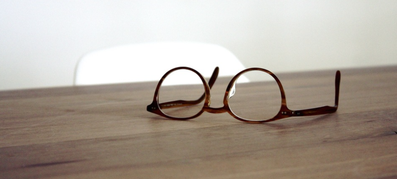 When Were Glasses Invented? | Vision Direct AU