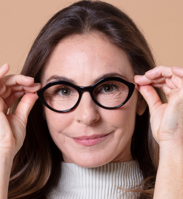 What do your glasses say about your personality?| Let’s find out ...