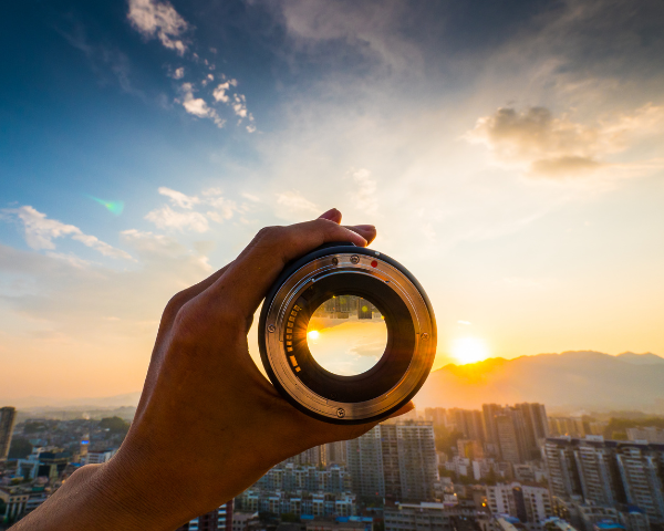 How Far Can the Human Eye See? | VisionDirect AU